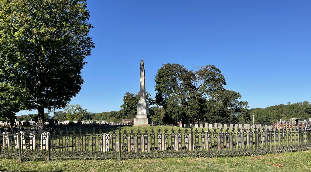 Soldiers Circle – Prospect Hill Cemetery